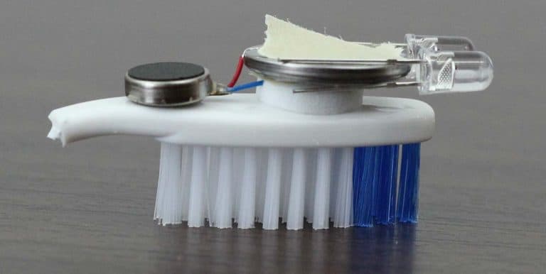 How to Make a Super Cool (and Easy) Toothbrush Robot